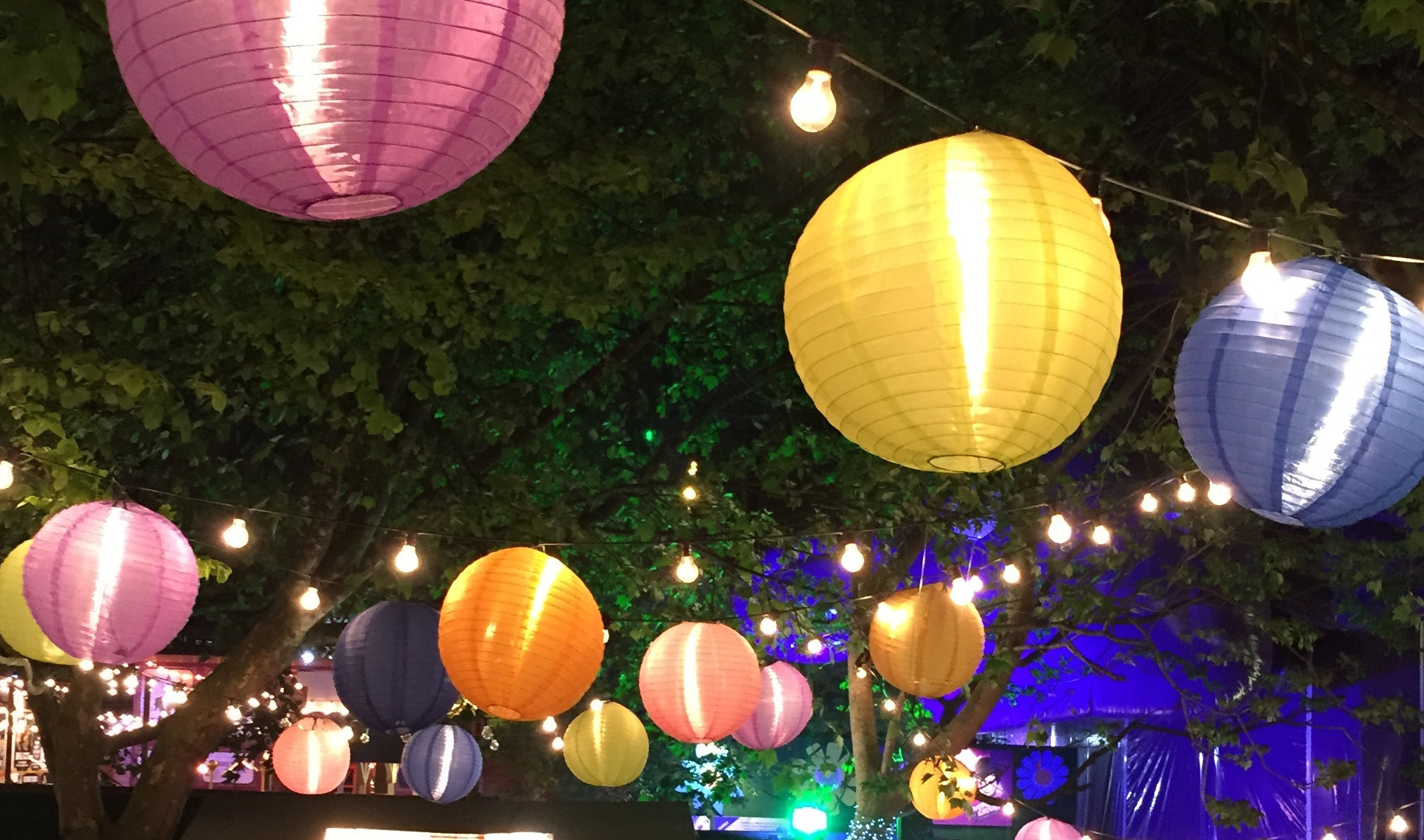 paper-lanterns2 | Rainbow Event Center